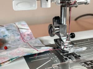 Seams - How to Sew a Plain and Open Seam Tutorial for Beginners ...