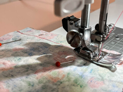 Seams - How to Sew a Plain and Open Seam Tutorial for Beginners ...