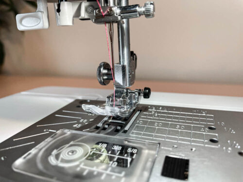 Seams - How to Sew a Plain and Open Seam Tutorial for Beginners ...
