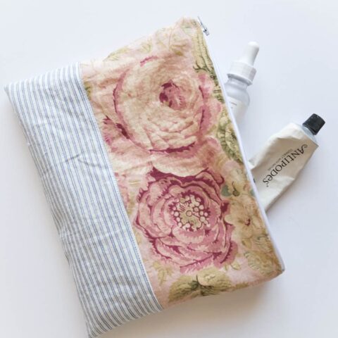 How to Sew a Zippered Pouch - Makyla Creates