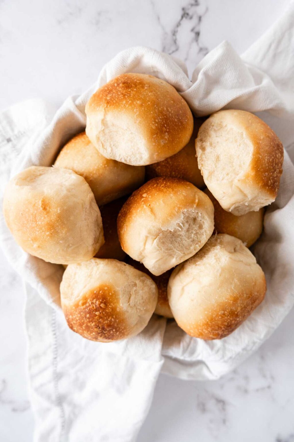 Bread Machine Dinner Rolls - Makyla Creates